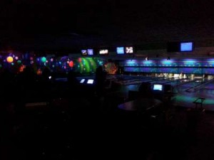 Moonlight Bowling | Wimbledon Lanes